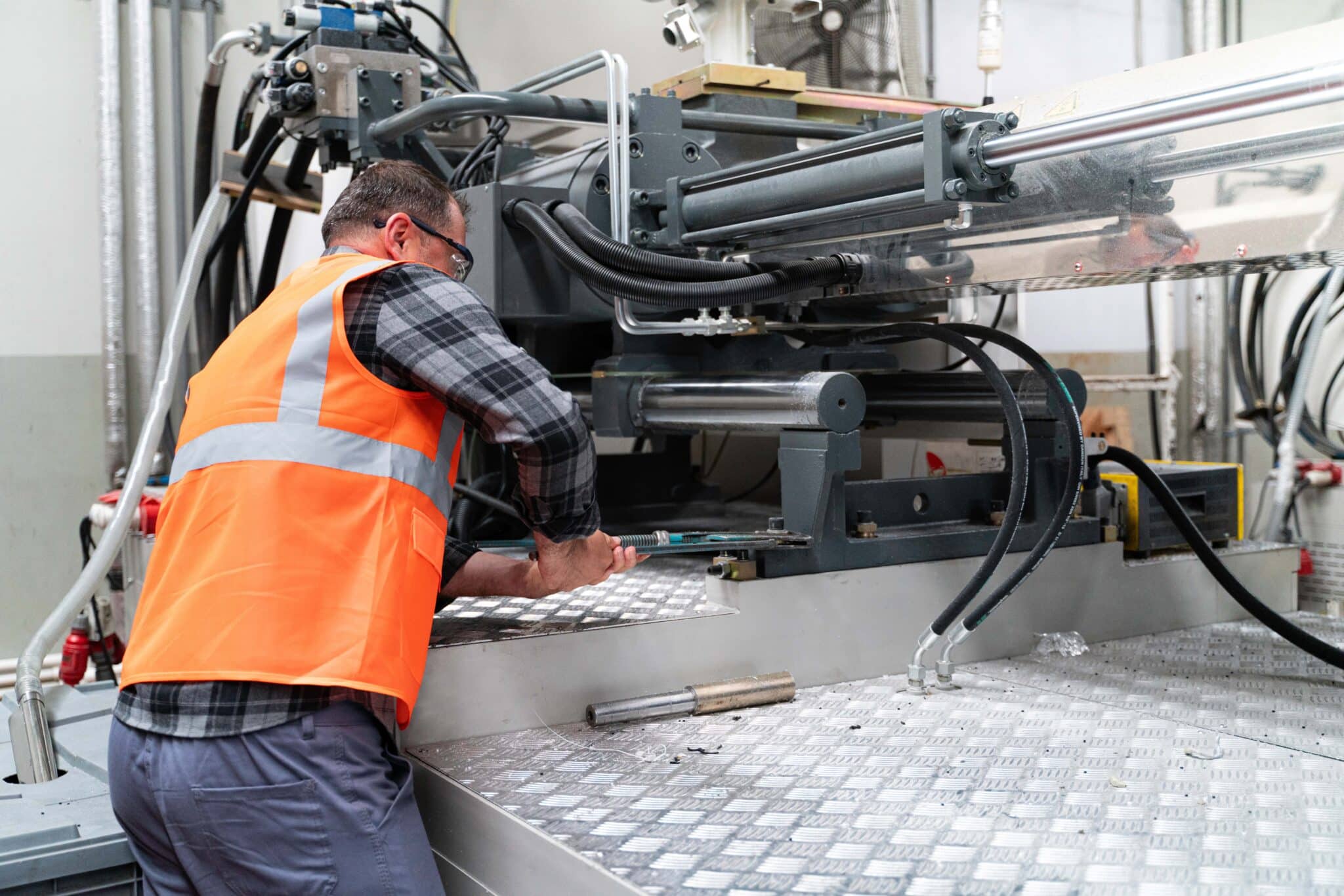 CNC Machine Repair & CNC Machine Servicing - MTT UK - Machine Tool ...